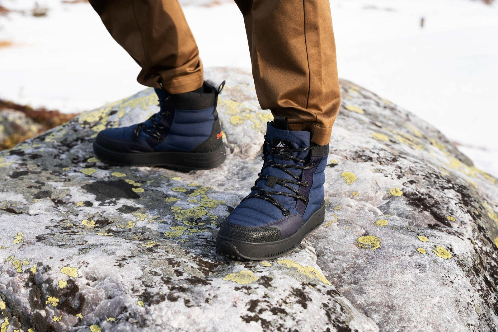 SWIMS - Snow Runner Mid - Navy/Black – Le Capitaine D'a Bord
